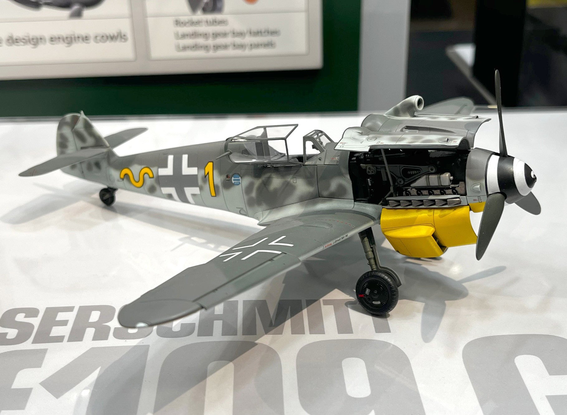 Tamiya 1/48 Scale WW2 German Bf109 G-6 Late Model fighter plane kit ...