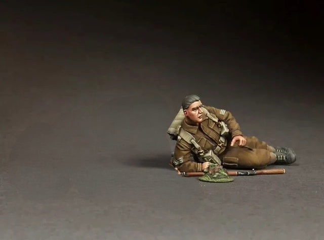 Homefront 1/35 scale WW2 British Infantry relaxing #5 | Fields of Glory ...
