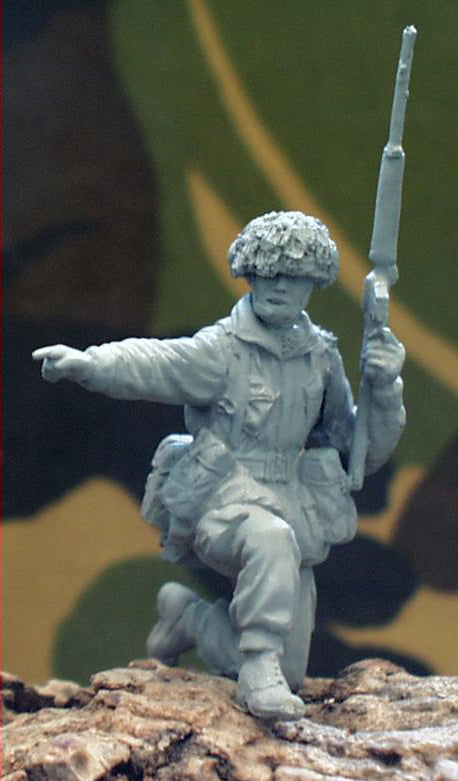 1/35 British Army Squad Leader 1970s-1980s Action Pose with SLR Rifle ...