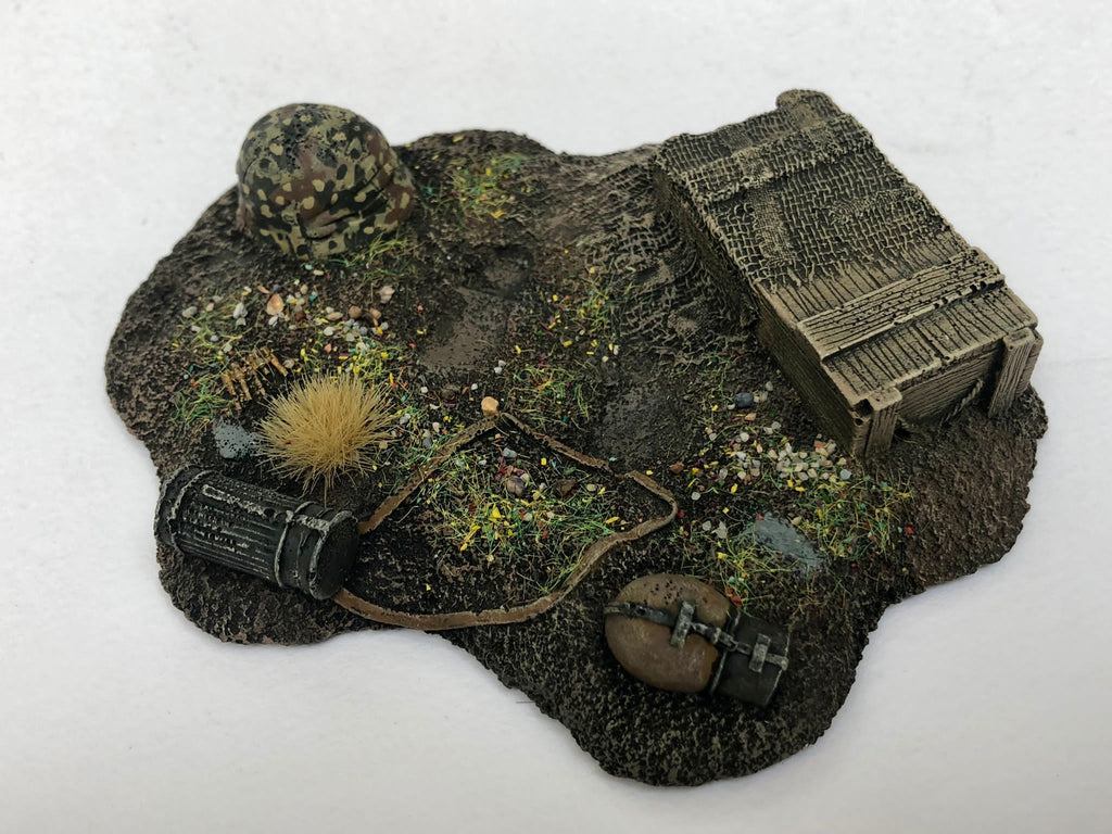 1/16 scale WW2 figure Vignette base (Approx 100 x 85mm) | Fields of ...