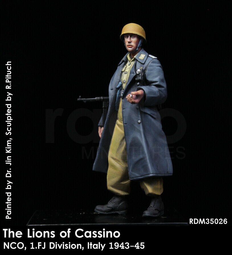 RADO WW2 Lions of Cassino NCO, 1. FJ Division, Italy 1943-45 1/35 Scal ...